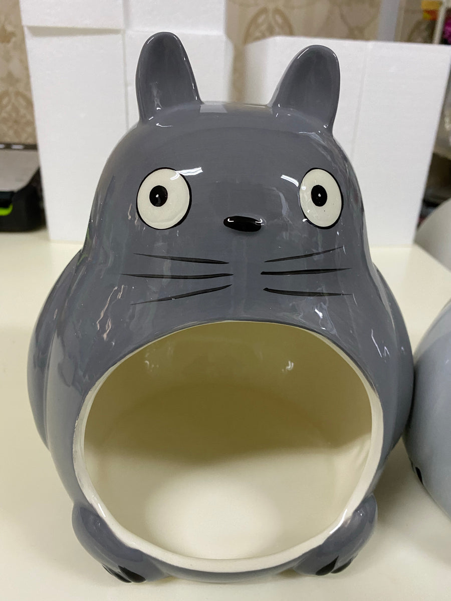 Large / Big Totoro Ceramic Hideout – Minnie's Chinchillas